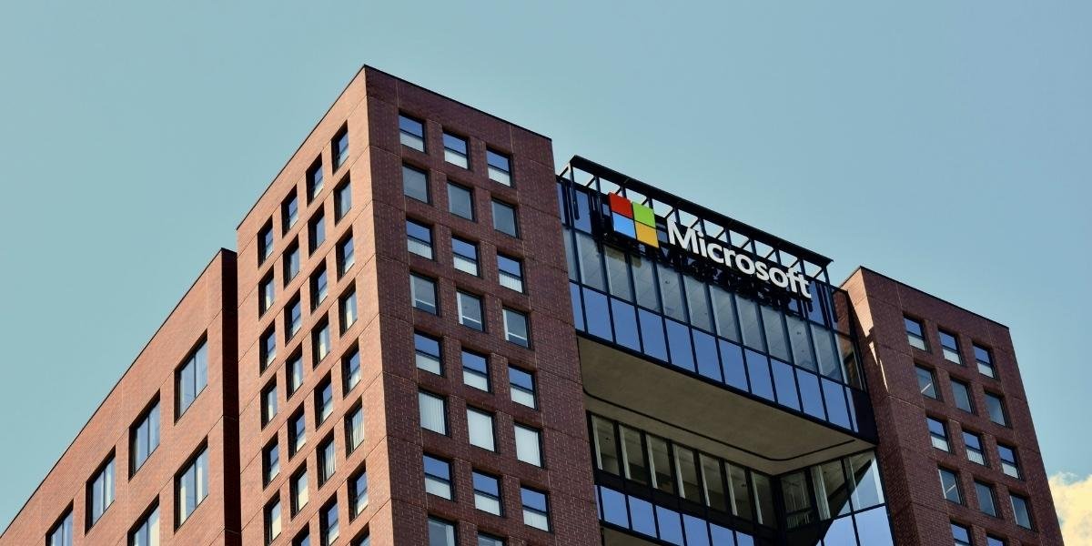 Microsoft Unveils Majorana 2 Quantum Chip With 1000x Reliability ...